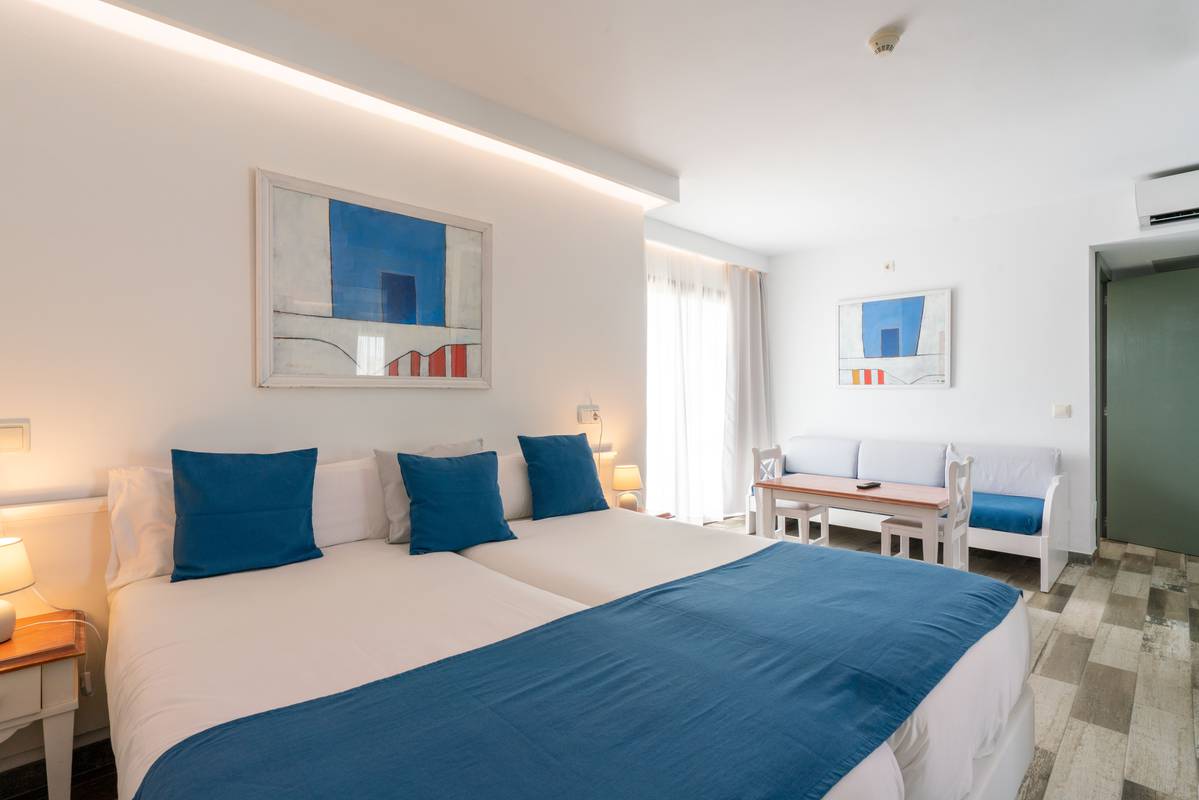 Rooms | Guya Wave Hotel in Cala Ratjada, Official Website